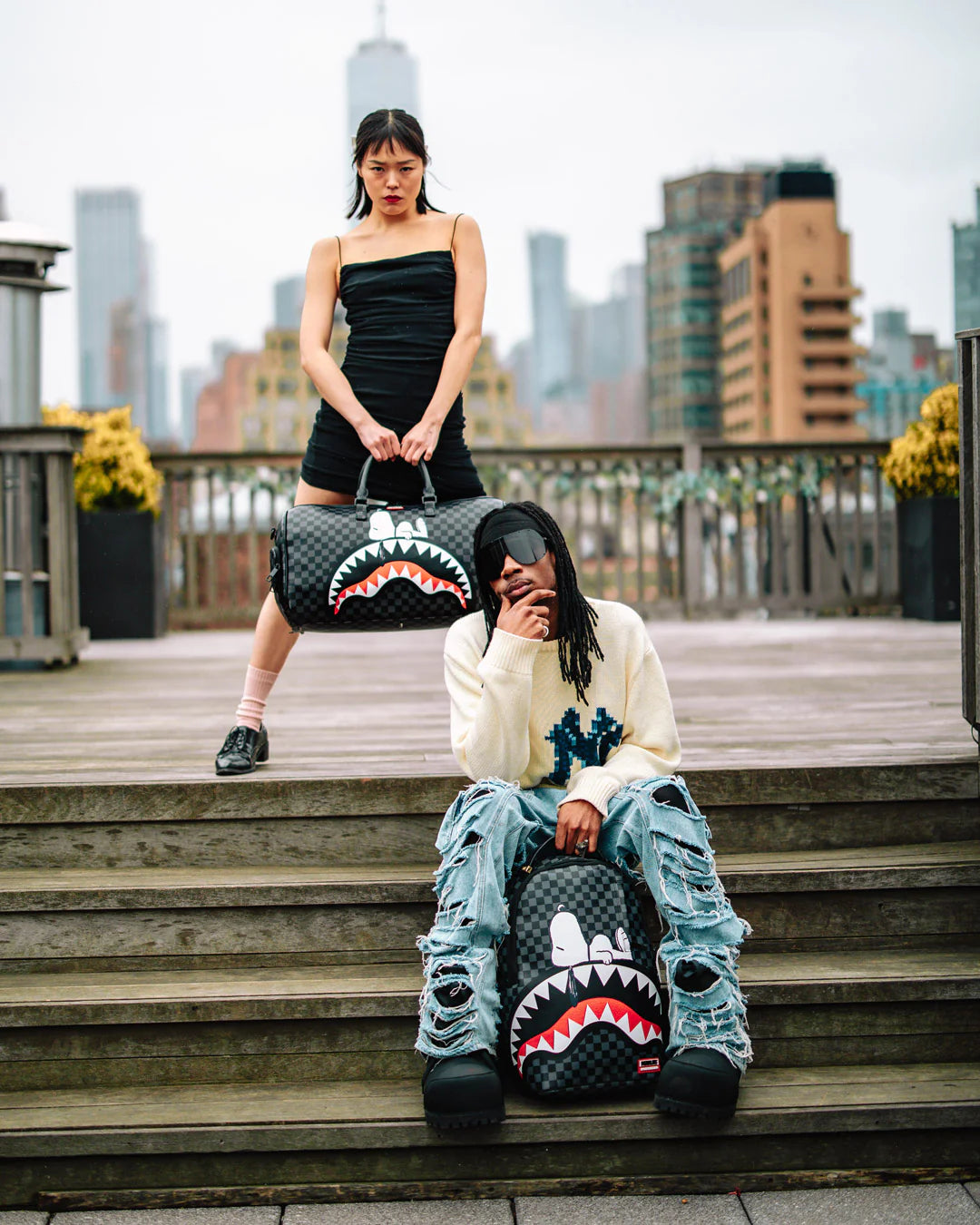 Mochila Sprayground Snoopy Chilling Backpack